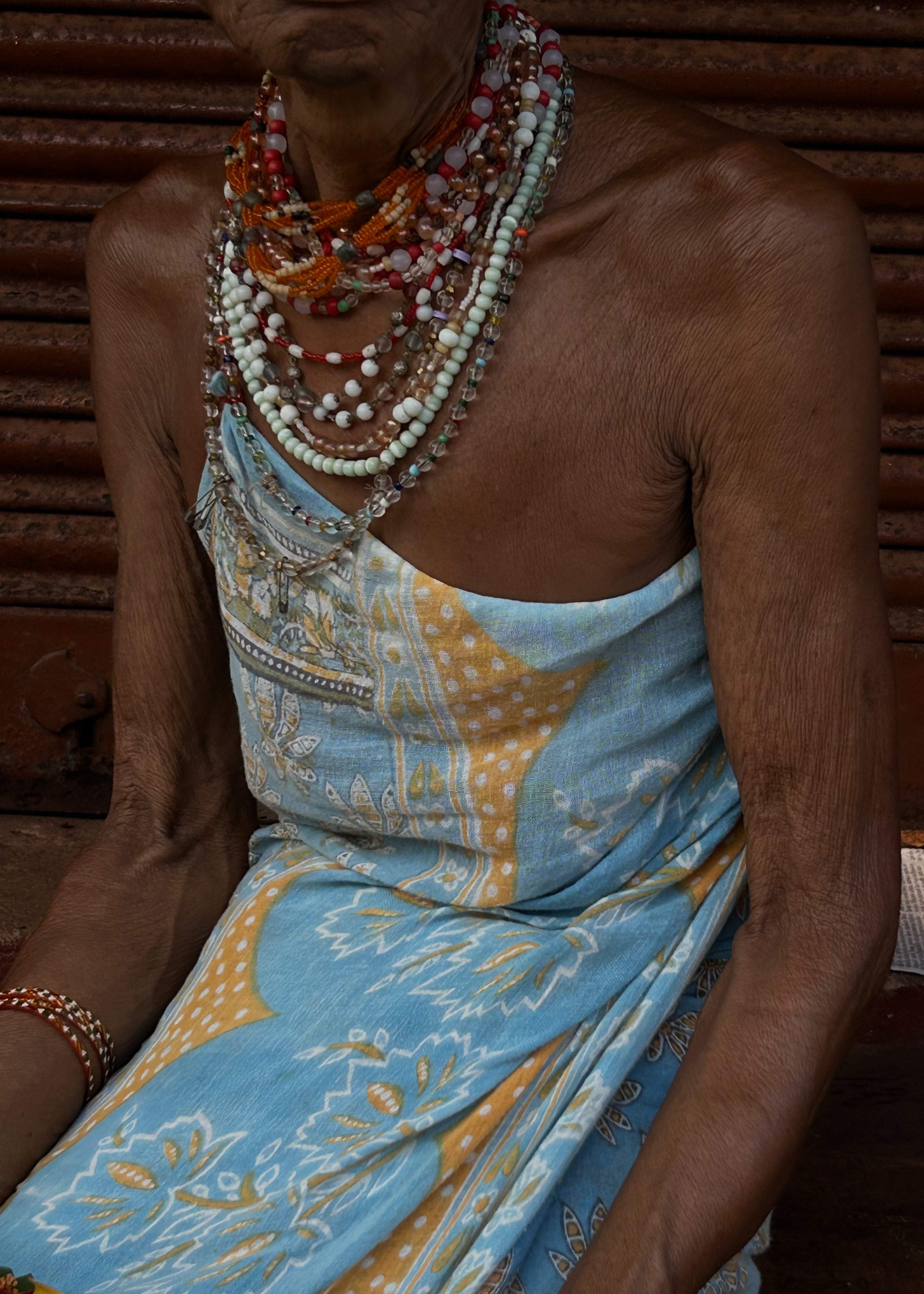 Women in Fashion (Halakki tribe) 2 – NO BORDERS SHOP