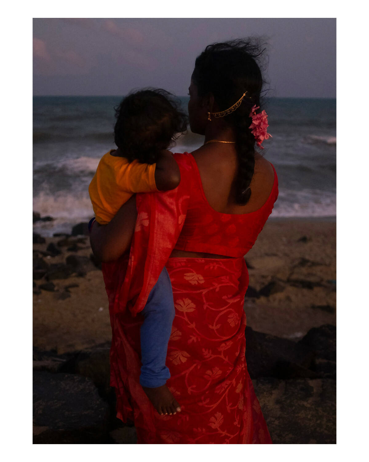 Nelson Viji – NO BORDERS SHOP